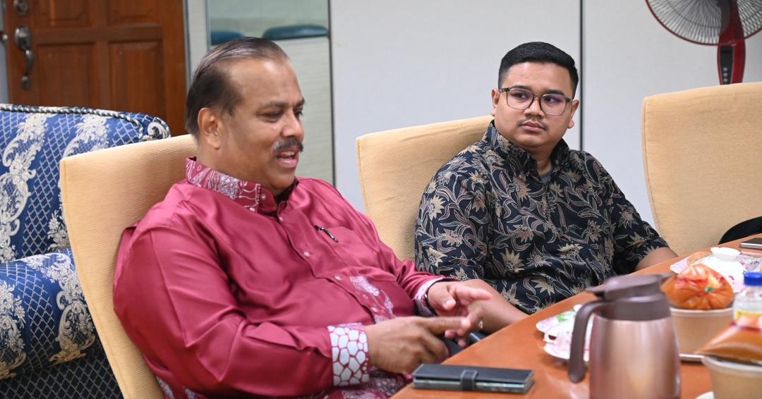 Kunjungan hormat YBhg. Prof Emeritus Dato' Seri Dr. Mohamed Mustafa ...